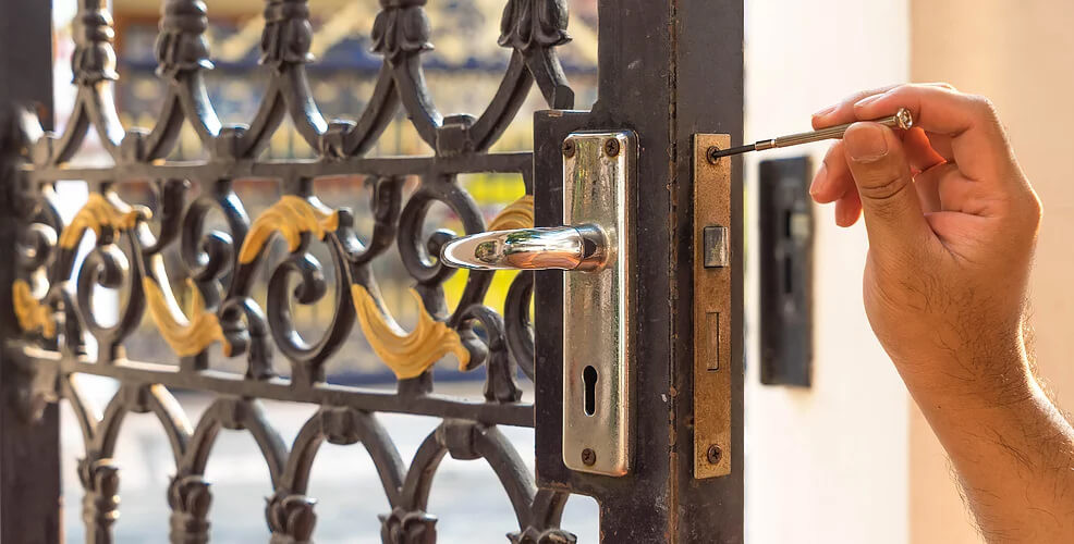 Locked Out My House | Expert Locksmith Solution in Pacifica